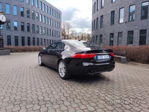 Black Jaguar XF 2017 in Tallinn, with an engine capacity of 2.00 L and mileage of 181 thousand km for 13500 €, photo 6 on AUTOMOTO.COM.LV