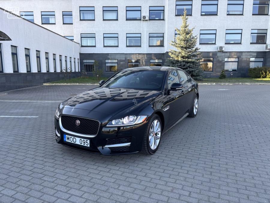 Melns Jaguar XF 2017 Viļņa, ar dzinēja tilpumu 2.00 L un nobraukumu 263 tūkst. km par 10000 €, foto 4 vietnē AUTOMOTO.COM.LV