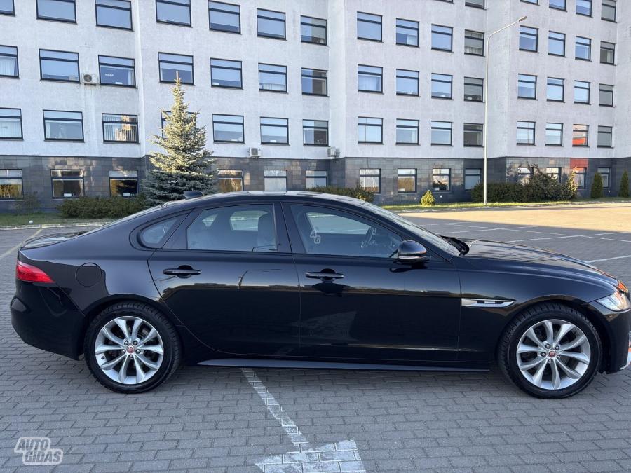 Melns Jaguar XF 2017 Viļņa, ar dzinēja tilpumu 2.00 L un nobraukumu 263 tūkst. km par 10000 €, foto 7 vietnē AUTOMOTO.COM.LV