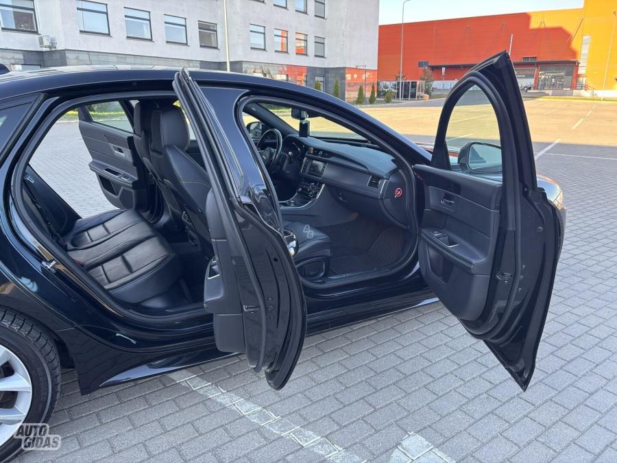 Melns Jaguar XF 2017 Viļņa, ar dzinēja tilpumu 2.00 L un nobraukumu 263 tūkst. km par 10000 €, foto 12 vietnē AUTOMOTO.COM.LV