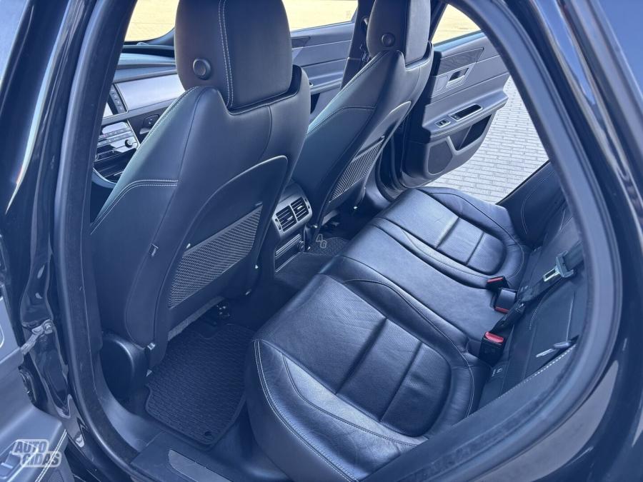 Melns Jaguar XF 2017 Viļņa, ar dzinēja tilpumu 2.00 L un nobraukumu 263 tūkst. km par 10000 €, foto 18 vietnē AUTOMOTO.COM.LV