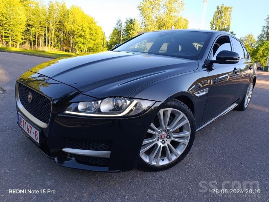 Black Jaguar XF 2017 in Riga, with an engine capacity of 2.00 L and mileage of 186 thousand km for 9990 €, photo 1 on AUTOMOTO.COM.LV