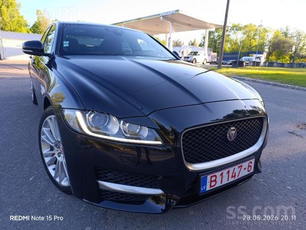 Black Jaguar XF 2017 in Riga, with an engine capacity of 2.00 L and mileage of 186 thousand km for 9990 €, photo 9 on AUTOMOTO.COM.LV