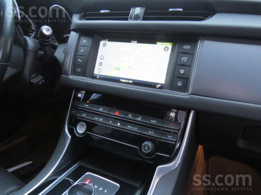 Black Jaguar XF 2017 in Riga, with an engine capacity of 2.00 L and mileage of 186 thousand km for 9990 €, photo 21 on AUTOMOTO.COM.LV