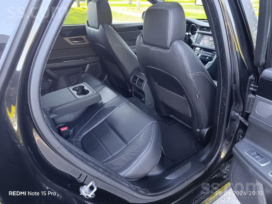 Black Jaguar XF 2017 in Riga, with an engine capacity of 2.00 L and mileage of 186 thousand km for 9990 €, photo 22 on AUTOMOTO.COM.LV