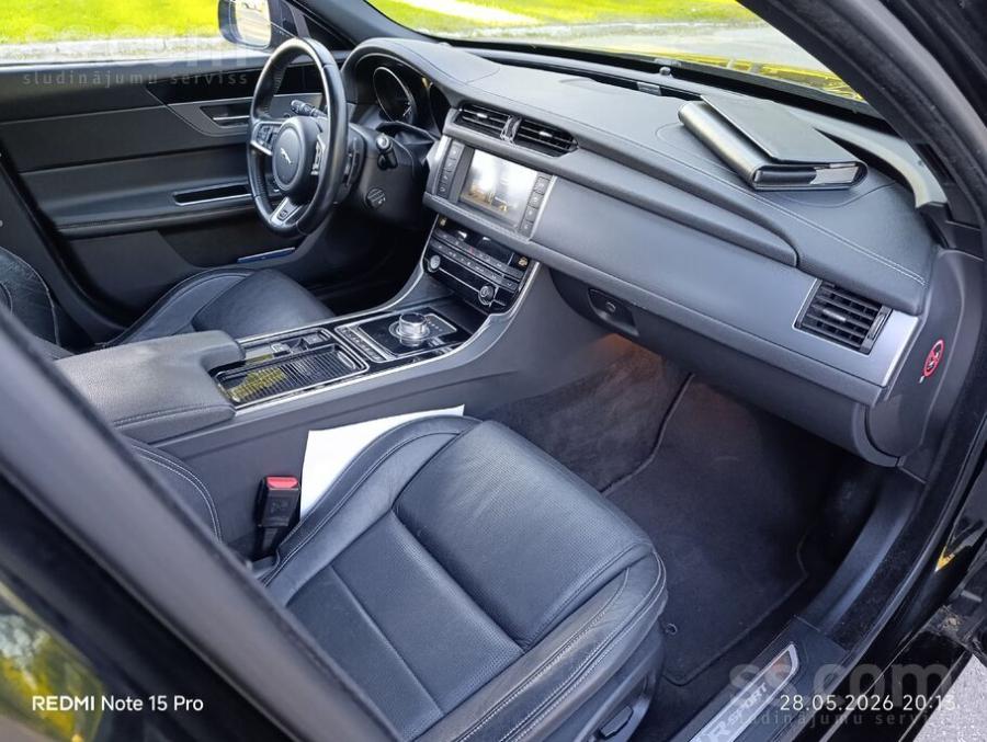Black Jaguar XF 2017 in Riga, with an engine capacity of 2.00 L and mileage of 186 thousand km for 9990 €, photo 24 on AUTOMOTO.COM.LV