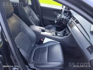 Black Jaguar XF 2017 in Riga, with an engine capacity of 2.00 L and mileage of 186 thousand km for 9990 €, photo 25 on AUTOMOTO.COM.LV