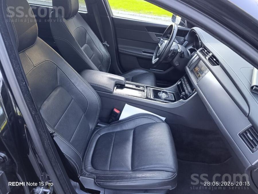 Black Jaguar XF 2017 in Riga, with an engine capacity of 2.00 L and mileage of 186 thousand km for 9990 €, photo 25 on AUTOMOTO.COM.LV