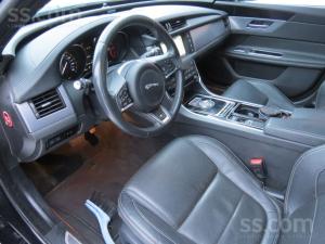 Black Jaguar XF 2017 in Riga, with an engine capacity of 2.00 L and mileage of 186 thousand km for 9990 €, photo 26 on AUTOMOTO.COM.LV