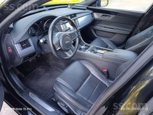 Black Jaguar XF 2017 in Riga, with an engine capacity of 2.00 L and mileage of 186 thousand km for 9990 €, photo 32 on AUTOMOTO.COM.LV
