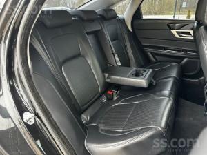 Black Jaguar XF 2017 in Jelgava, with an engine capacity of 2.00 L and mileage of 0 thousand km for 10990 €, photo 12 on AUTOMOTO.COM.LV