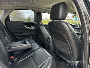 Black Jaguar XF 2017 in Jelgava, with an engine capacity of 2.00 L and mileage of 0 thousand km for 10990 €, photo 13 on AUTOMOTO.COM.LV