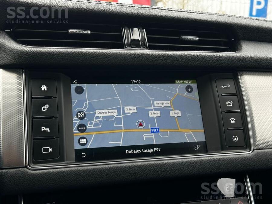 Black Jaguar XF 2017 in Jelgava, with an engine capacity of 2.00 L and mileage of 0 thousand km for 10990 €, photo 20 on AUTOMOTO.COM.LV