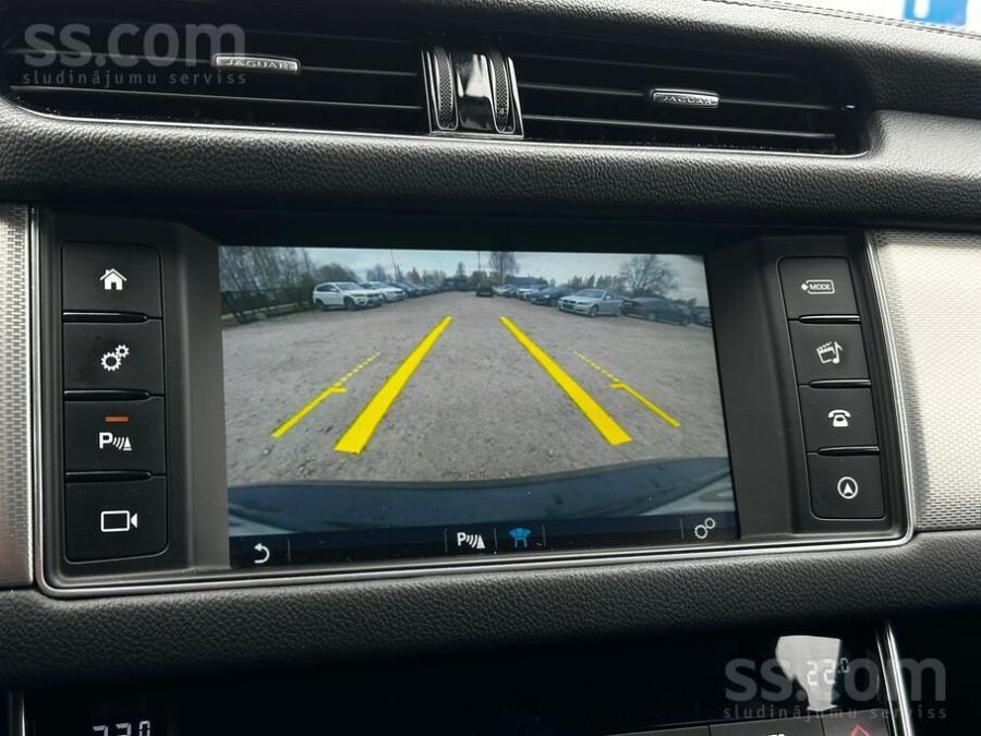 Black Jaguar XF 2017 in Jelgava, with an engine capacity of 2.00 L and mileage of 0 thousand km for 10990 €, photo 21 on AUTOMOTO.COM.LV