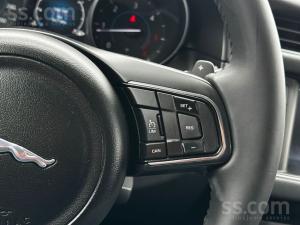 Black Jaguar XF 2017 in Jelgava, with an engine capacity of 2.00 L and mileage of 0 thousand km for 10990 €, photo 31 on AUTOMOTO.COM.LV