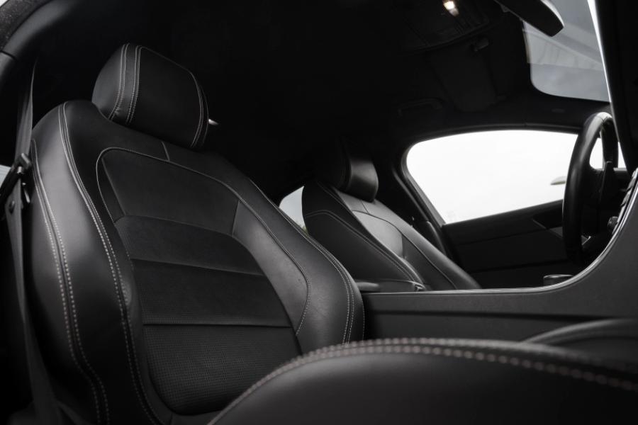 Melns Jaguar XF 2017 Rīga, ar dzinēja tilpumu 2.00 L un nobraukumu 123 tūkst. km par 15990 €, foto 14 vietnē AUTOMOTO.COM.LV