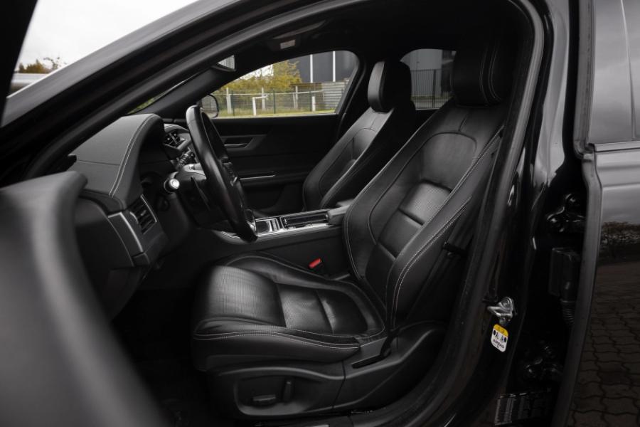 Melns Jaguar XF 2017 Rīga, ar dzinēja tilpumu 2.00 L un nobraukumu 123 tūkst. km par 15990 €, foto 19 vietnē AUTOMOTO.COM.LV