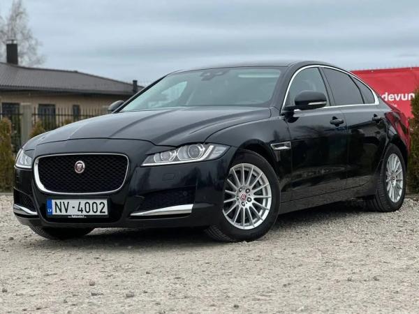 Melns Jaguar XF 2017 Jelgava, ar dzinēja tilpumu 2.00 L un nobraukumu 233 tūkst. km par 10990 €, foto 1 vietnē AUTOMOTO.COM.LV