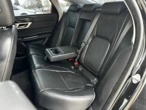 Black Jaguar XF 2017 in Jelgava, with an engine capacity of 2.00 L and mileage of 233 thousand km for 10990 €, photo 14 on AUTOMOTO.COM.LV