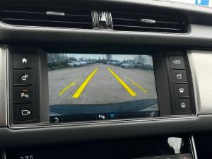 Black Jaguar XF 2017 in Jelgava, with an engine capacity of 2.00 L and mileage of 233 thousand km for 10990 €, photo 21 on AUTOMOTO.COM.LV