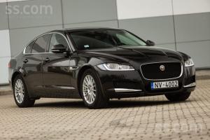 Black Jaguar XF 2017 in Jelgava, with an engine capacity of 2.00 L and mileage of 233 thousand km for 10950 €, photo  on AUTOMOTO.COM.LV