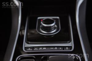 Black Jaguar XF 2017 in Jelgava, with an engine capacity of 2.00 L and mileage of 233 thousand km for 10950 €, photo 21 on AUTOMOTO.COM.LV