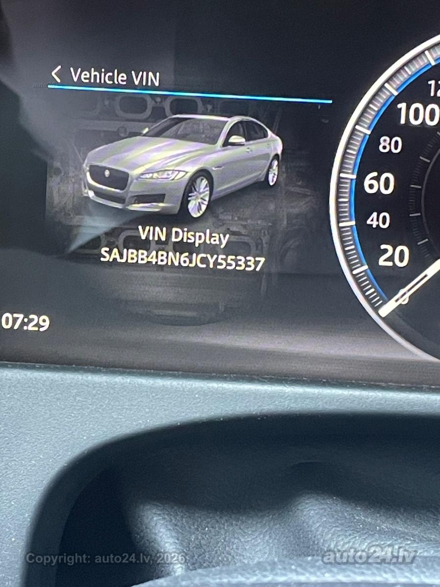 Melns Jaguar XF 2017 Tallina, ar dzinēja tilpumu 2.00 L un nobraukumu 186 tūkst. km par 9700 €, foto 12 vietnē AUTOMOTO.COM.LV