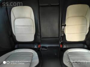 Black Jaguar XF 2017 in Riga, with an engine capacity of 2.00 L and mileage of 202 thousand km for 9900 €, photo 3 on AUTOMOTO.COM.LV