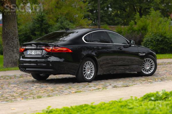 Melns Jaguar XF 2017 Rīga, ar dzinēja tilpumu 2.00 L un nobraukumu 0 tūkst. km par 10700 €, foto 5 vietnē AUTOMOTO.COM.LV