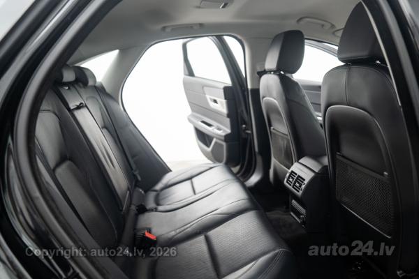 Melns Jaguar XF 2017 Tallina, ar dzinēja tilpumu 2.00 L un nobraukumu 224 tūkst. km par 9999 €, foto 11 vietnē AUTOMOTO.COM.LV