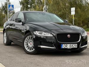 Black Jaguar XF 2017 in Jelgava, with an engine capacity of 2.00 L and mileage of 0 thousand km for 10350 €, photo 5 on AUTOMOTO.COM.LV
