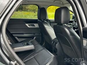 Black Jaguar XF 2017 in Jelgava, with an engine capacity of 2.00 L and mileage of 0 thousand km for 10350 €, photo 14 on AUTOMOTO.COM.LV