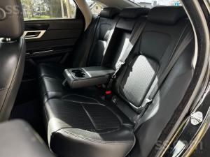 Black Jaguar XF 2017 in Jelgava, with an engine capacity of 2.00 L and mileage of 0 thousand km for 10350 €, photo 16 on AUTOMOTO.COM.LV