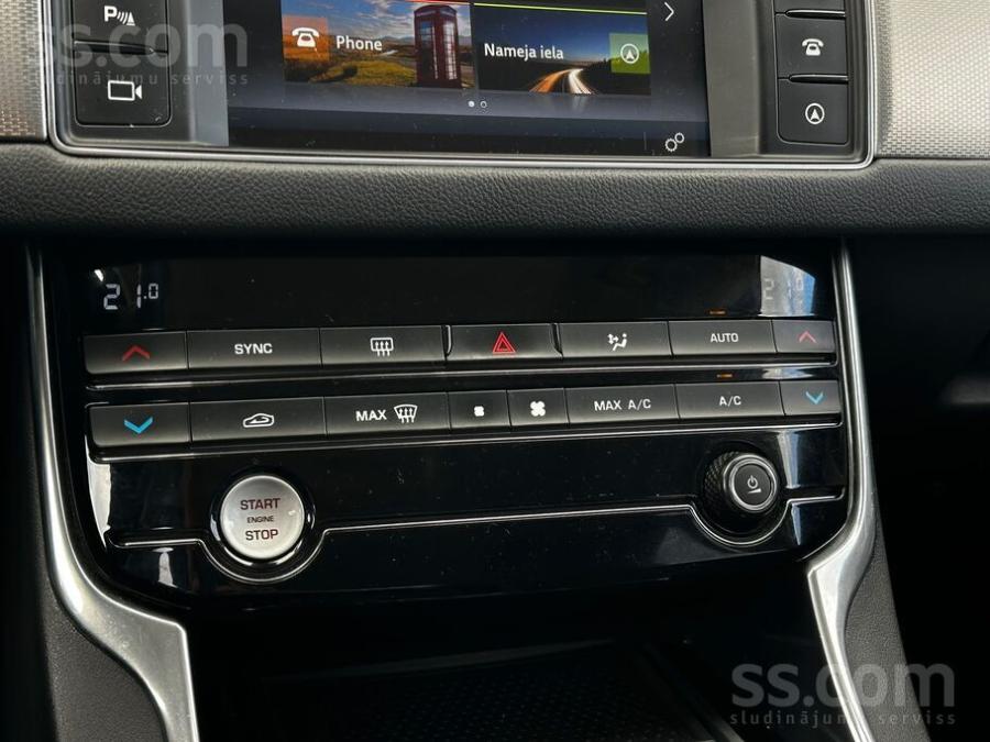 Black Jaguar XF 2017 in Jelgava, with an engine capacity of 2.00 L and mileage of 0 thousand km for 10350 €, photo 27 on AUTOMOTO.COM.LV