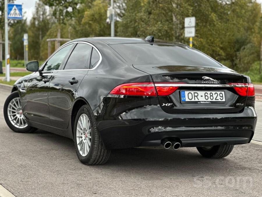 Melns Jaguar XF 2017 Jelgava, ar dzinēja tilpumu 2.00 L un nobraukumu 0 tūkst. km par 10350 €, foto 8 vietnē AUTOMOTO.COM.LV