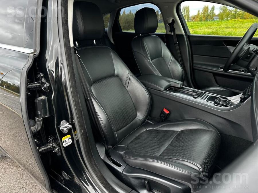 Melns Jaguar XF 2017 Jelgava, ar dzinēja tilpumu 2.00 L un nobraukumu 0 tūkst. km par 10350 €, foto 11 vietnē AUTOMOTO.COM.LV