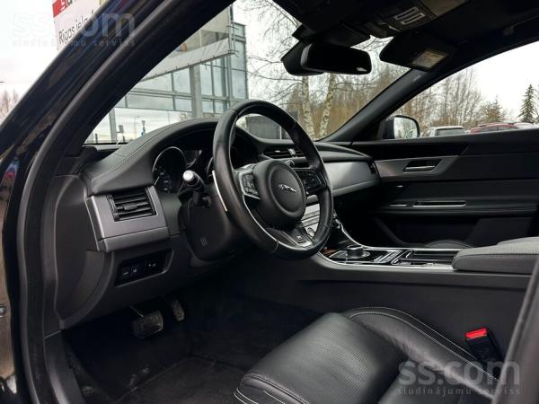 Melns Jaguar XF 2019 Jelgava, ar dzinēja tilpumu 2.00 L un nobraukumu 0 tūkst. km par 14500 €, foto 8 vietnē AUTOMOTO.COM.LV
