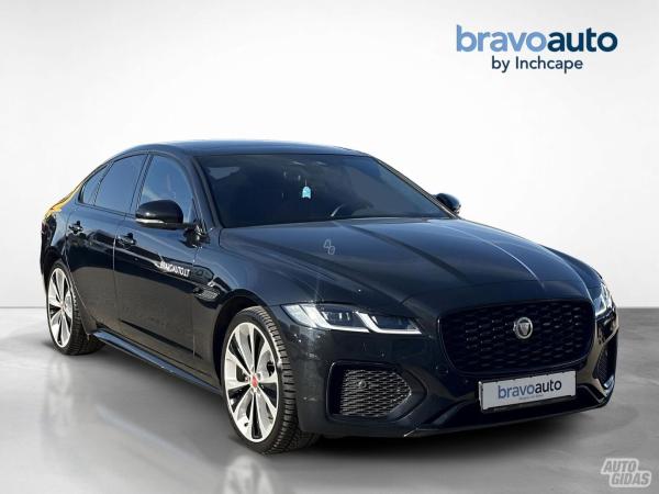 Black Jaguar XF 2023 in Kaunas, with an engine capacity of 2.00 L and mileage of 28 thousand km for 34971 €, photo 8 on AUTOMOTO.COM.LV