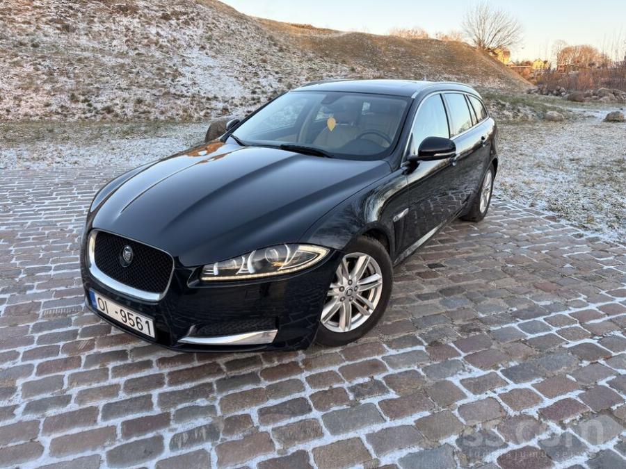 Melns Jaguar XF 2013 Rēzekne, ar dzinēja tilpumu 3.00 L un nobraukumu 0 tūkst. km par 9350 €, foto 1 vietnē AUTOMOTO.COM.LV
