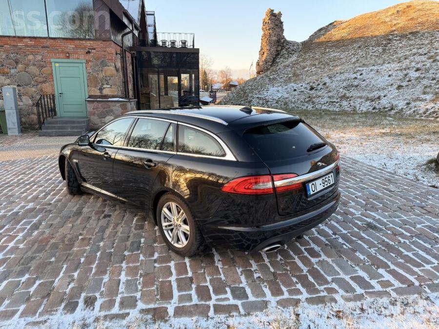 Melns Jaguar XF 2013 Rēzekne, ar dzinēja tilpumu 3.00 L un nobraukumu 0 tūkst. km par 9350 €, foto 6 vietnē AUTOMOTO.COM.LV