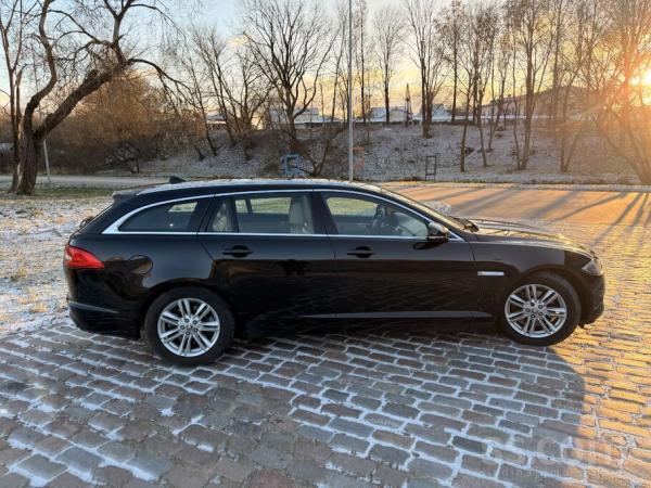 Black Jaguar XF 2013 in Rezekne, with an engine capacity of 3.00 L and mileage of 0 thousand km for 9350 €, photo 7 on AUTOMOTO.COM.LV