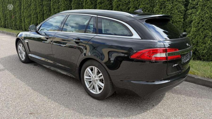 Melns Jaguar XF 2013 Kauņa, ar dzinēja tilpumu 2.18 L un nobraukumu 290 tūkst. km par 5800 €, foto 5 vietnē AUTOMOTO.COM.LV