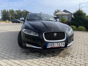 Melns Jaguar XF 2013 Rīga, ar dzinēja tilpumu 3.00 L un nobraukumu 278 tūkst. km par 5800 €, foto  vietnē AUTOMOTO.COM.LV