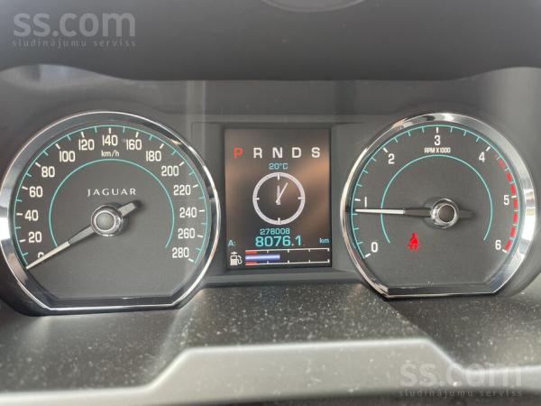 Black Jaguar XF 2013 in Riga, with an engine capacity of 3.00 L and mileage of 278 thousand km for 5800 €, photo 10 on AUTOMOTO.COM.LV