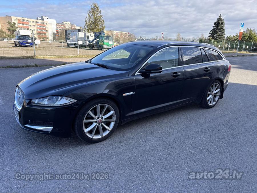 Melns Jaguar XF 2014 Tallina, ar dzinēja tilpumu 3.00 L un nobraukumu 212 tūkst. km par 6999 €, foto 5 vietnē AUTOMOTO.COM.LV