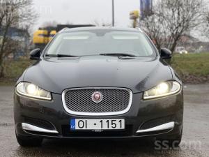 Melns Jaguar XF 2015 Jēkabpils, ar dzinēja tilpumu 2.20 L un nobraukumu 210 tūkst. km par 8100 €, foto 4 vietnē AUTOMOTO.COM.LV