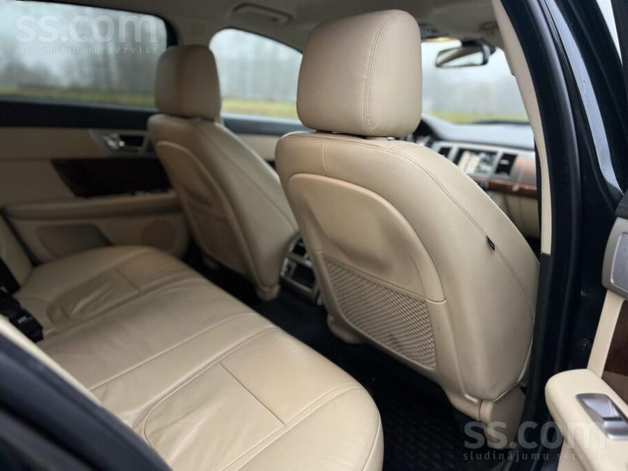 Melns Jaguar XF 2015 Jēkabpils, ar dzinēja tilpumu 2.20 L un nobraukumu 210 tūkst. km par 8100 €, foto 17 vietnē AUTOMOTO.COM.LV