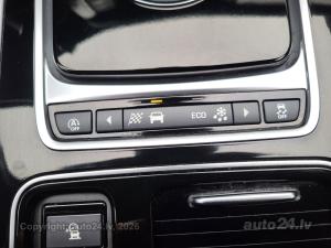 Black Jaguar XF 2018 in Tallinn, with an engine capacity of 2.00 L and mileage of 179 thousand km for 13999 €, photo 17 on AUTOMOTO.COM.LV