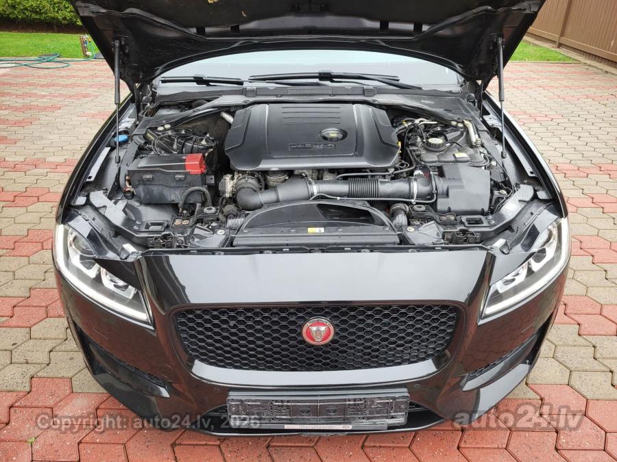 Black Jaguar XF 2018 in Tallinn, with an engine capacity of 2.00 L and mileage of 179 thousand km for 13999 €, photo 27 on AUTOMOTO.COM.LV