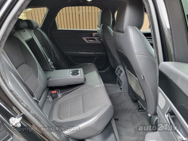 Melns Jaguar XF 2018 Tallina, ar dzinēja tilpumu 2.00 L un nobraukumu 181 tūkst. km par 13999 €, foto 7 vietnē AUTOMOTO.COM.LV